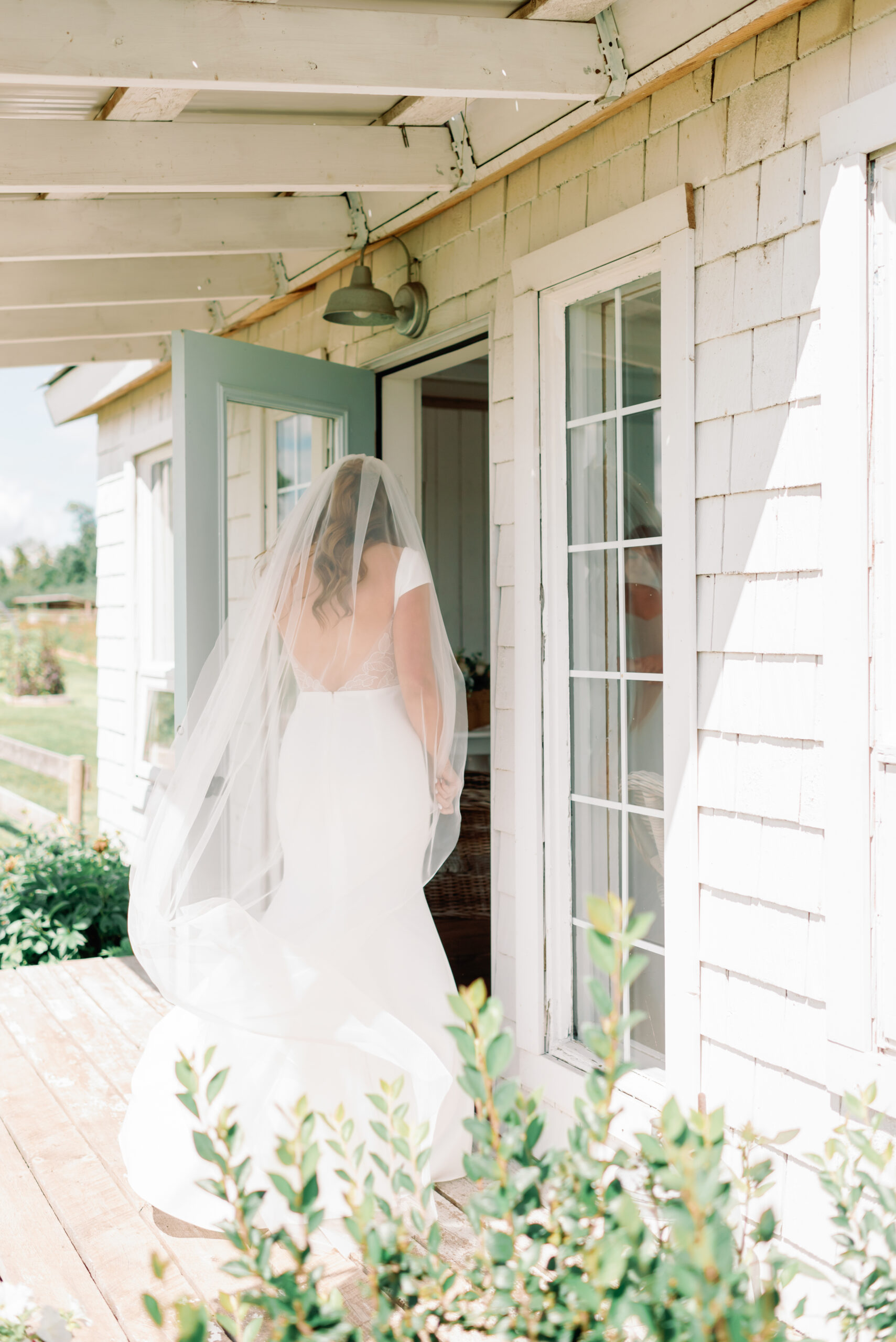 Victoria & Cam - A Wedding to Behold - thegathered.ca