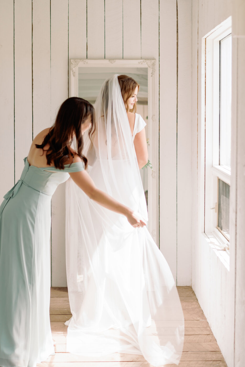 Victoria & Cam - A Wedding to Behold - thegathered.ca